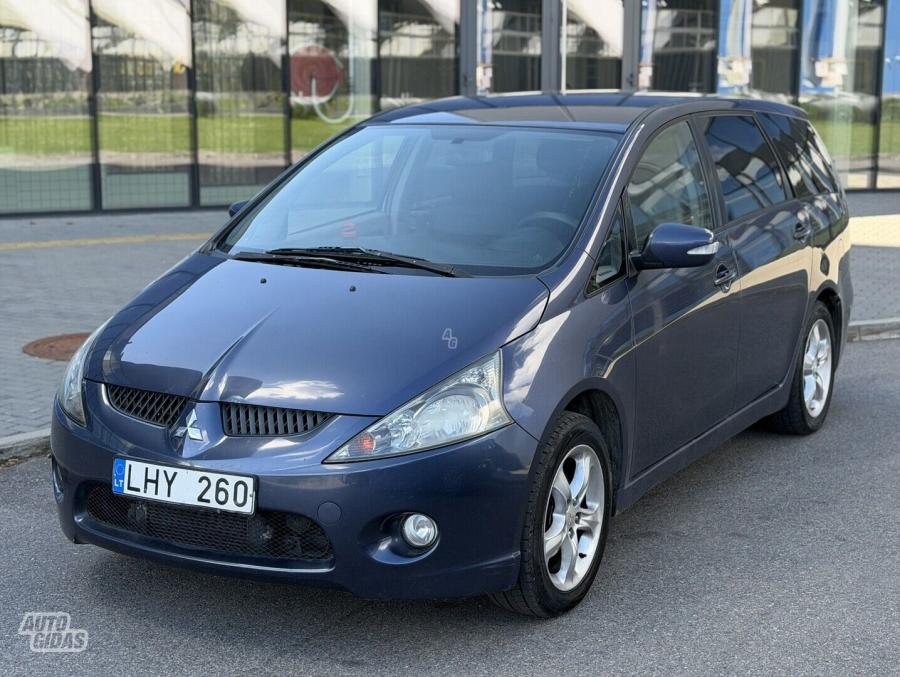 Blue Mitsubishi Grandis 2008 in Vilnius, with an engine capacity of 2.00 L and mileage of 320 thousand km for 1750 €, photo 1 on AUTOMOTO.COM.LV