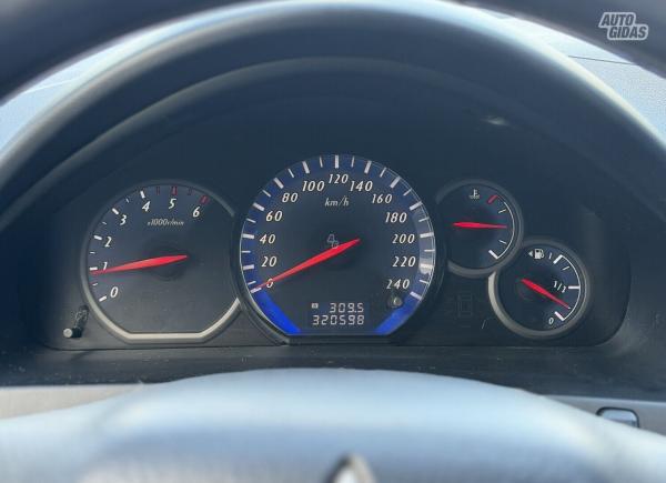 Blue Mitsubishi Grandis 2008 in Vilnius, with an engine capacity of 2.00 L and mileage of 320 thousand km for 1750 €, photo 8 on AUTOMOTO.COM.LV