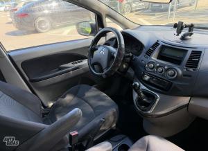 Blue Mitsubishi Grandis 2008 in Vilnius, with an engine capacity of 2.00 L and mileage of 320 thousand km for 1750 €, photo 15 on AUTOMOTO.COM.LV
