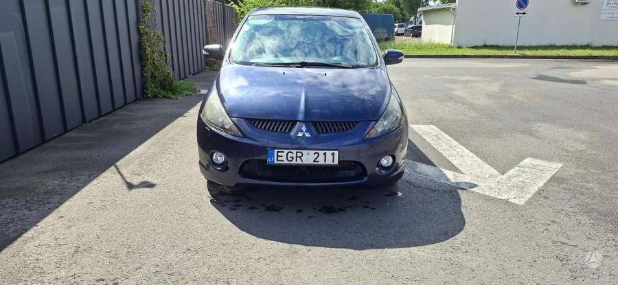 Zils Mitsubishi Grandis 2009 Klaipėda, ar dzinēja tilpumu 2.40 L un nobraukumu 217 tūkst. km par 3700 €, foto 3 vietnē AUTOMOTO.COM.LV