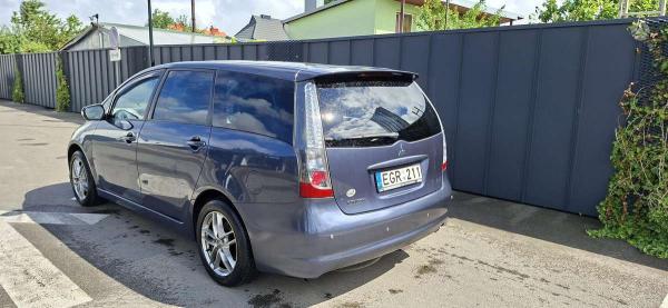 Zils Mitsubishi Grandis 2009 Klaipėda, ar dzinēja tilpumu 2.40 L un nobraukumu 217 tūkst. km par 3700 €, foto 4 vietnē AUTOMOTO.COM.LV
