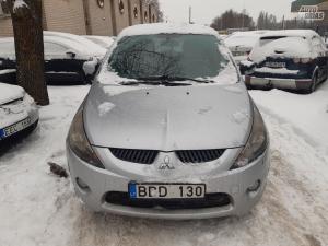 Pelēks Mitsubishi Grandis 2005 Kauņa, ar dzinēja tilpumu 2.40 L un nobraukumu 300 tūkst. km par 777 €, foto 2 vietnē AUTOMOTO.COM.LV