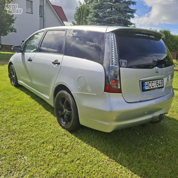 Grey Mitsubishi Grandis 2005 in Vilnius, with an engine capacity of 2.40 L and mileage of 320 thousand km for 1750 €, photo 5 on AUTOMOTO.COM.LV