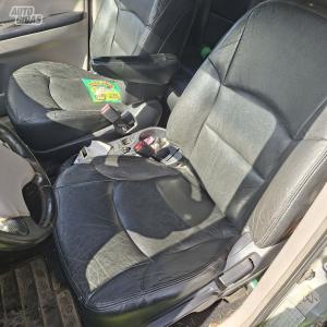 Pelēks Mitsubishi Grandis 2005 Viļņa, ar dzinēja tilpumu 2.40 L un nobraukumu 320 tūkst. km par 1750 €, foto 9 vietnē AUTOMOTO.COM.LV