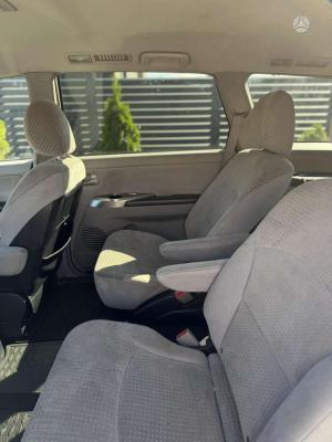 Pelēks Mitsubishi Grandis 2005 Kauņa, ar dzinēja tilpumu 2.38 L un nobraukumu 298 tūkst. km par 1950 €, foto 17 vietnē AUTOMOTO.COM.LV