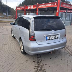 Pelēks Mitsubishi Grandis 2006 Alīta, ar dzinēja tilpumu 2.00 L un nobraukumu 342 tūkst. km par 999 €, foto 3 vietnē AUTOMOTO.COM.LV