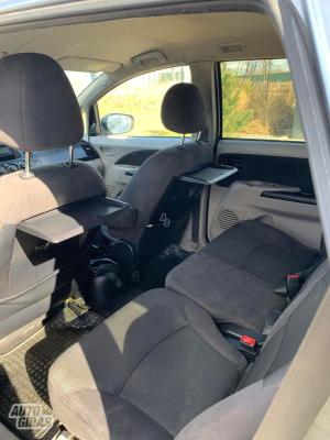 Pelēks Mitsubishi Grandis 2006 Kauņa, ar dzinēja tilpumu 2.00 L un nobraukumu 400 tūkst. km par 800 €, foto 11 vietnē AUTOMOTO.COM.LV