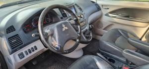 Pelēks Mitsubishi Grandis 2006 Valmiera, ar dzinēja tilpumu 2.00 L un nobraukumu 393 tūkst. km par 1900 €, foto 9 vietnē AUTOMOTO.COM.LV