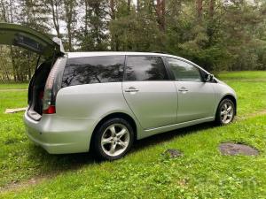 Grey Mitsubishi Grandis 2006 in Riga, with an engine capacity of 2.00 L and mileage of 302 thousand km for 220 €, photo 6 on AUTOMOTO.COM.LV