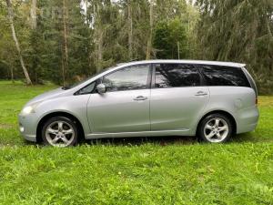 Grey Mitsubishi Grandis 2006 in Riga, with an engine capacity of 2.00 L and mileage of 302 thousand km for 220 €, photo 8 on AUTOMOTO.COM.LV