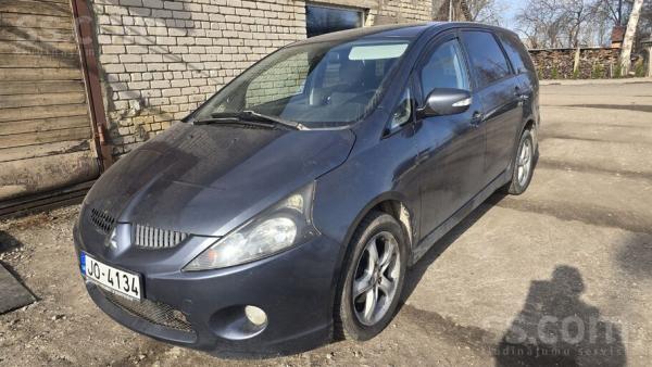 Pelēks Mitsubishi Grandis 2007 Valmiera, ar dzinēja tilpumu 2.00 L un nobraukumu 0 tūkst. km par 1799 €, foto 1 vietnē AUTOMOTO.COM.LV