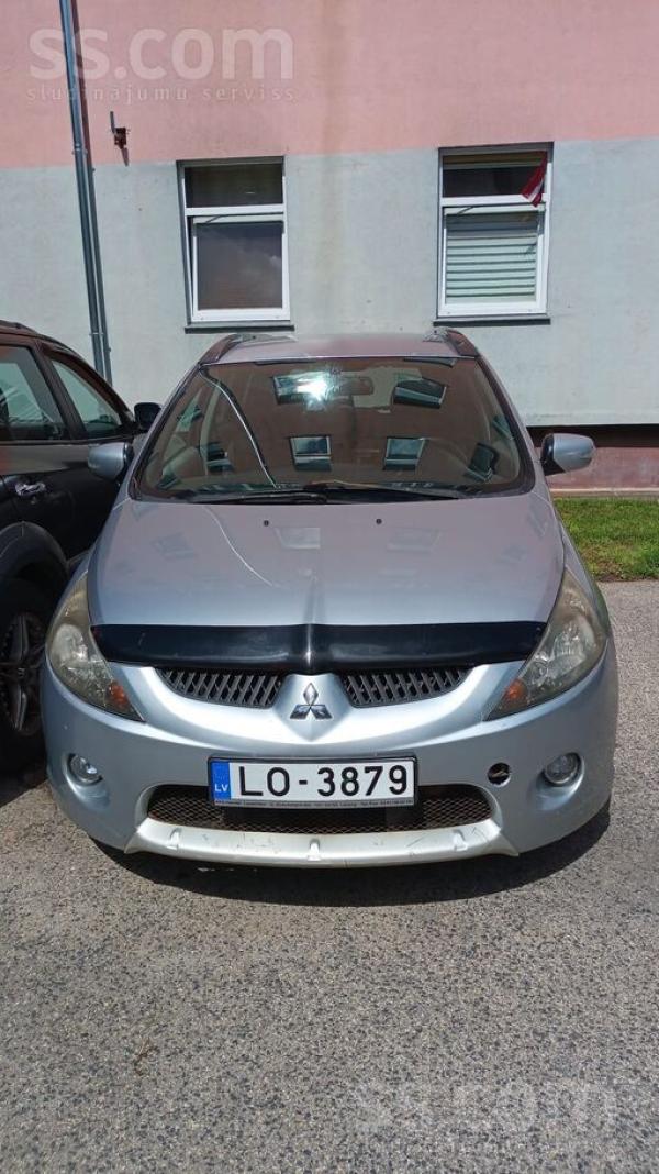 Pelēks Mitsubishi Grandis 2007 Rīga, ar dzinēja tilpumu 2.00 L un nobraukumu 309 tūkst. km par 1399 €, foto 1 vietnē AUTOMOTO.COM.LV