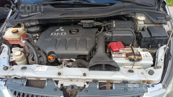 Pelēks Mitsubishi Grandis 2007 Rīga, ar dzinēja tilpumu 2.00 L un nobraukumu 309 tūkst. km par 1399 €, foto 7 vietnē AUTOMOTO.COM.LV