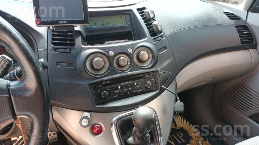 Pelēks Mitsubishi Grandis 2007 Rīga, ar dzinēja tilpumu 2.00 L un nobraukumu 309 tūkst. km par 1399 €, foto 10 vietnē AUTOMOTO.COM.LV