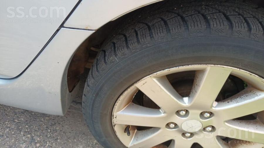 Pelēks Mitsubishi Grandis 2007 Rīga, ar dzinēja tilpumu 2.00 L un nobraukumu 309 tūkst. km par 1399 €, foto 12 vietnē AUTOMOTO.COM.LV