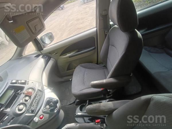 Grey Mitsubishi Grandis 2007 in Riga, with an engine capacity of 2.00 L and mileage of 0 thousand km for 1500 €, photo 8 on AUTOMOTO.COM.LV
