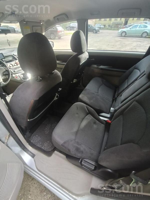 Grey Mitsubishi Grandis 2007 in Riga, with an engine capacity of 2.00 L and mileage of 0 thousand km for 1500 €, photo 11 on AUTOMOTO.COM.LV