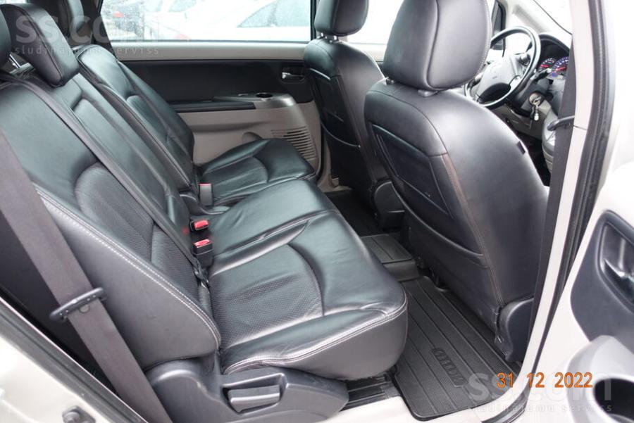 Pelēks Mitsubishi Grandis 2008 Rīga, ar dzinēja tilpumu 2.40 L un nobraukumu 158 tūkst. km par 6500 €, foto 7 vietnē AUTOMOTO.COM.LV
