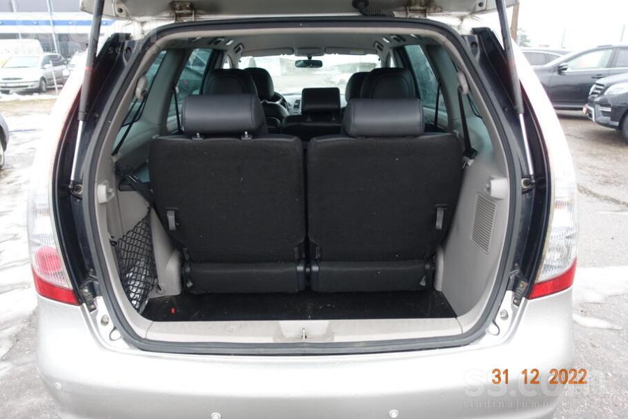 Pelēks Mitsubishi Grandis 2008 Rīga, ar dzinēja tilpumu 2.40 L un nobraukumu 158 tūkst. km par 6500 €, foto 9 vietnē AUTOMOTO.COM.LV