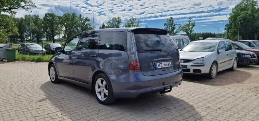 Pelēks Mitsubishi Grandis 2008 Valmiera, ar dzinēja tilpumu 2.00 L un nobraukumu 183 tūkst. km par 1550 €, foto 5 vietnē AUTOMOTO.COM.LV