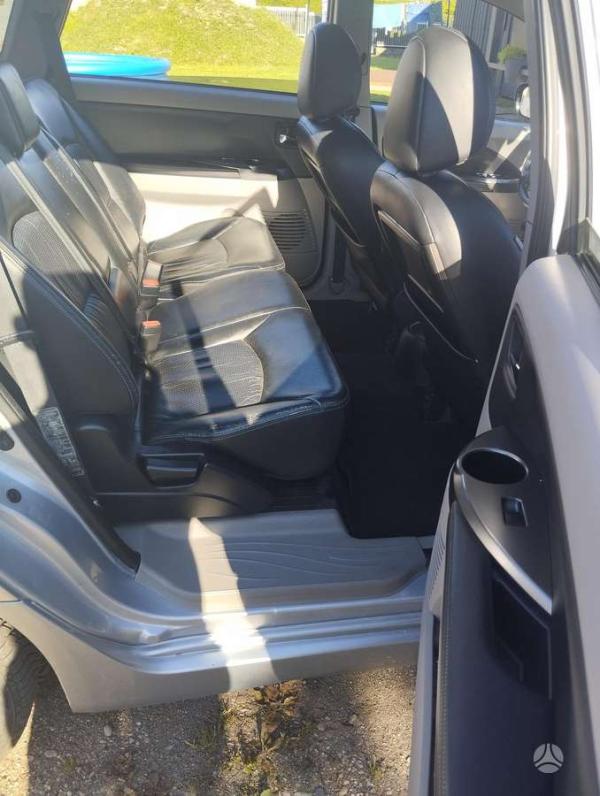 Pelēks Mitsubishi Grandis 2008 Jonava, ar dzinēja tilpumu 1.97 L un nobraukumu 345 tūkst. km par 1300 €, foto 7 vietnē AUTOMOTO.COM.LV