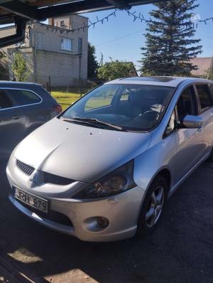 Grey Mitsubishi Grandis 2008 in Jonava, with an engine capacity of 1.97 L and mileage of 345 thousand km for 1300 €, photo 14 on AUTOMOTO.COM.LV
