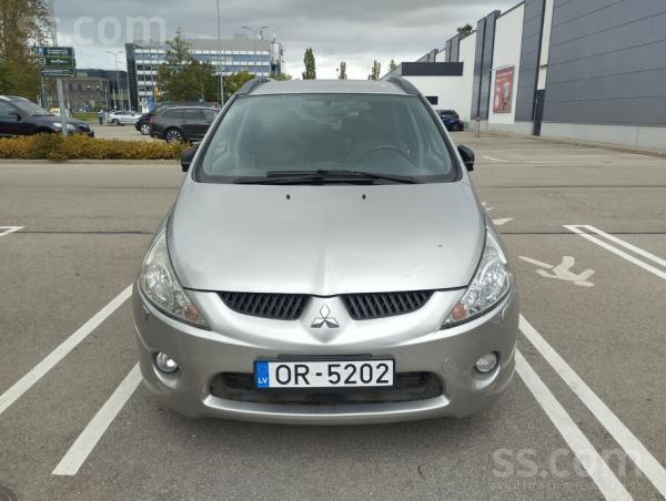 Grey Mitsubishi Grandis 2008 in Riga, with an engine capacity of 2.40 L and mileage of 0 thousand km for 3800 €, photo 1 on AUTOMOTO.COM.LV