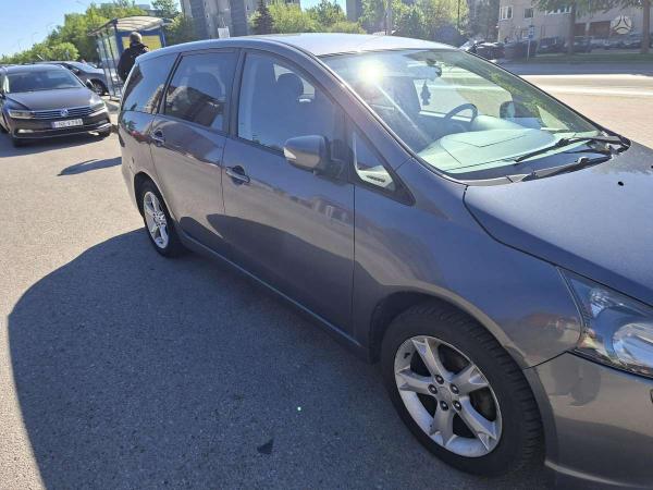 Pelēks Mitsubishi Grandis 2009 Šauļi, ar dzinēja tilpumu 2.38 L un nobraukumu 306 tūkst. km par 3600 €, foto 7 vietnē AUTOMOTO.COM.LV
