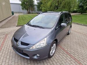 Pelēks Mitsubishi Grandis 2010 Raseiniai, ar dzinēja tilpumu 1.97 L un nobraukumu 240 tūkst. km par 2750 €, foto  vietnē AUTOMOTO.COM.LV