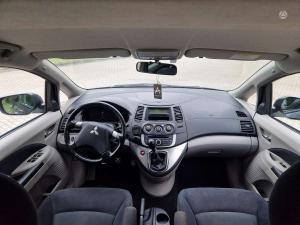 Pelēks Mitsubishi Grandis 2010 Raseiniai, ar dzinēja tilpumu 1.97 L un nobraukumu 240 tūkst. km par 2750 €, foto 5 vietnē AUTOMOTO.COM.LV