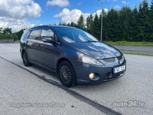 Grey Mitsubishi Grandis 2007 in Tartu, with an engine capacity of 2.00 L and mileage of 250 thousand km for 3200 €, photo 3 on AUTOMOTO.COM.LV