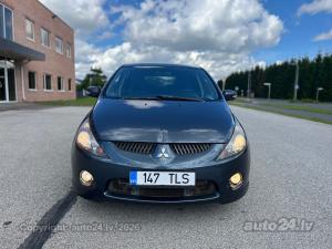 Grey Mitsubishi Grandis 2007 in Tartu, with an engine capacity of 2.00 L and mileage of 250 thousand km for 3200 €, photo 4 on AUTOMOTO.COM.LV