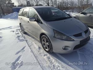 Grey Mitsubishi Grandis 2009 in Tallinn, with an engine capacity of 2.40 L and mileage of 223 thousand km for 2800 €, photo 2 on AUTOMOTO.COM.LV