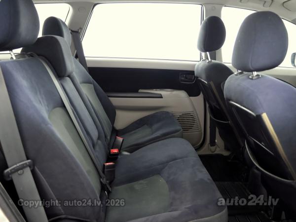 Pelēks Mitsubishi Grandis 2010 Tallina, ar dzinēja tilpumu 2.40 L un nobraukumu 334 tūkst. km par 1199 €, foto 7 vietnē AUTOMOTO.COM.LV