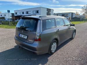 Pelēks Mitsubishi Grandis 2011 Tartu, ar dzinēja tilpumu 2.40 L un nobraukumu 280 tūkst. km par 1300 €, foto 4 vietnē AUTOMOTO.COM.LV
