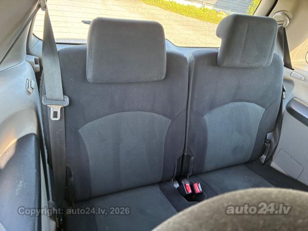 Mitsubishi Grandis 2011 Tartu vietnÄ PelÄks Mitsubishi Grandis 2011 Tartu, ar dzinÄja tilpumu 2.40 L un nobraukumu 280 tÅ«kst. km par 1300 ā¬, foto 9 vietnÄ AUTOMOTO.COM.LV