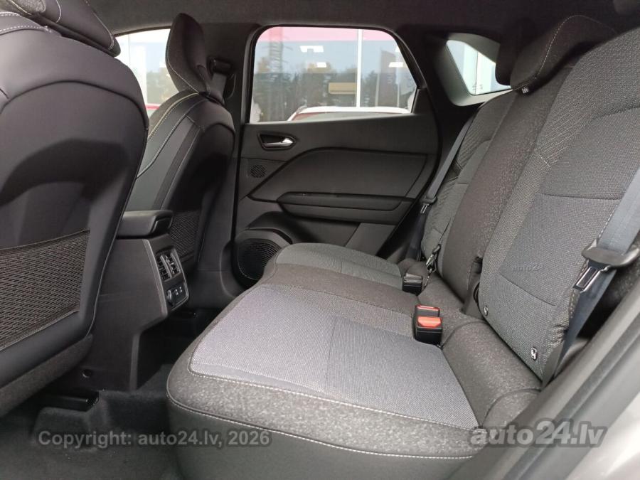 Pelēks Mitsubishi Grandis 2026 Tallina, ar dzinēja tilpumu 1.30 L un nobraukumu 10 tūkst. km par 35990 €, foto 8 vietnē AUTOMOTO.COM.LV
