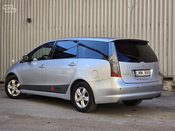 Mitsubishi Grandis 2004 Šauļi, ar dzinēja tilpumu 2.40 L un nobraukumu 240 tūkst. km par 1250 €, foto 4 vietnē AUTOMOTO.COM.LV