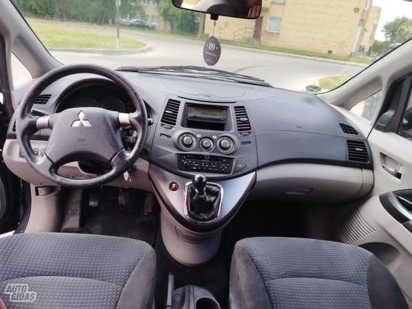 Mitsubishi Grandis 2005 Mažeikiai, ar dzinēja tilpumu 2.00 L un nobraukumu 431 tūkst. km par 1390 €, foto 9 vietnē AUTOMOTO.COM.LV