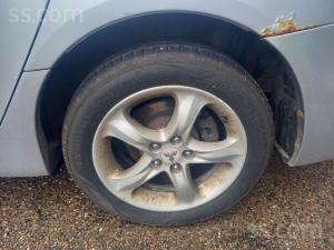 Mitsubishi Grandis 2005 in Valmiera, with an engine capacity of 2.40 L and mileage of 293 thousand km for 500 €, photo 8 on AUTOMOTO.COM.LV