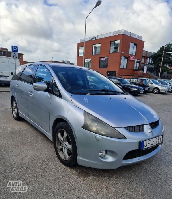 Mitsubishi Grandis 2005 in Klaipeda, with an engine capacity of 2.00 L and mileage of 349 thousand km for 700 €, photo 1 on AUTOMOTO.COM.LV