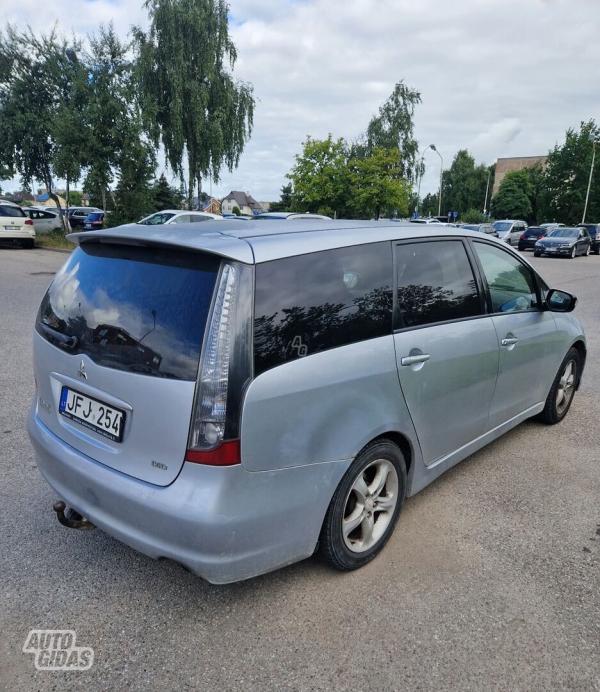 Mitsubishi Grandis 2005 in Klaipeda, with an engine capacity of 2.00 L and mileage of 349 thousand km for 700 €, photo 4 on AUTOMOTO.COM.LV