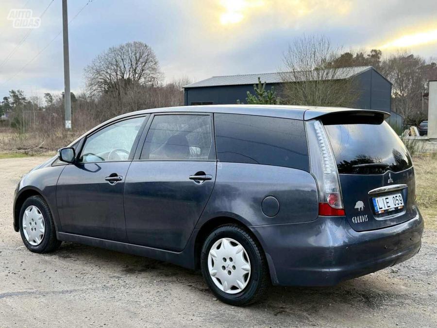 Mitsubishi Grandis 2006 Šilutė, ar dzinēja tilpumu 2.00 L un nobraukumu 256 tūkst. km par 1399 €, foto 2 vietnē AUTOMOTO.COM.LV