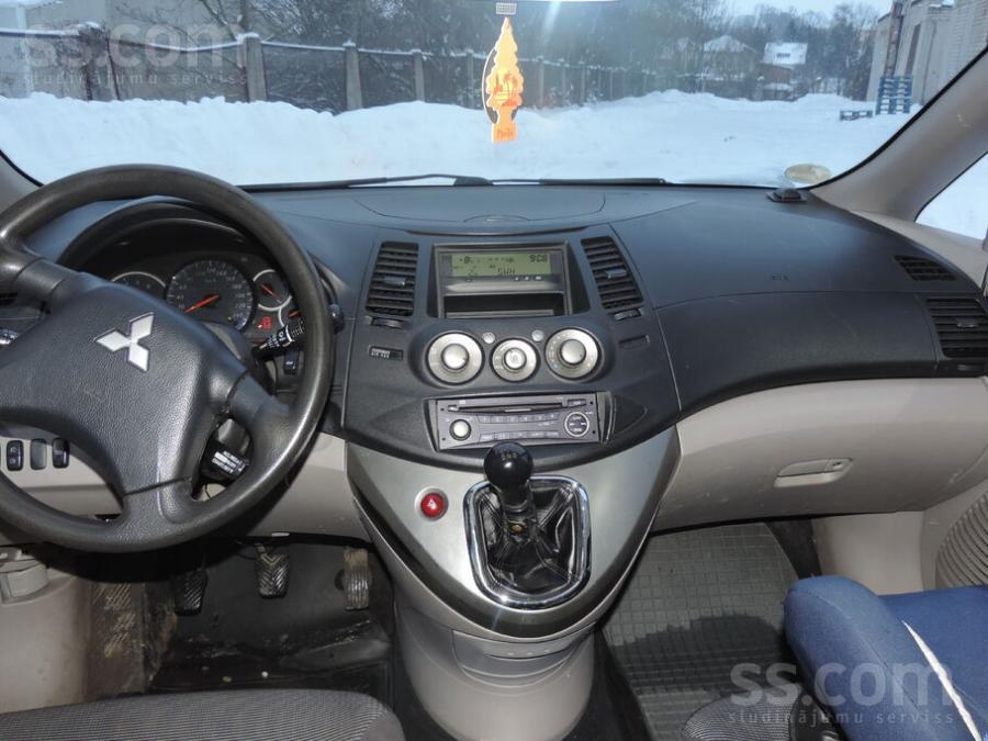 Mitsubishi Grandis 2006 Tukums, ar dzinēja tilpumu 2.00 L un nobraukumu 350 tūkst. km par 690 €, foto 6 vietnē AUTOMOTO.COM.LV