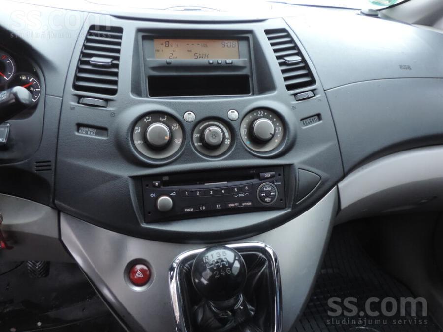 Mitsubishi Grandis 2006 Tukums, ar dzinēja tilpumu 2.00 L un nobraukumu 350 tūkst. km par 690 €, foto 8 vietnē AUTOMOTO.COM.LV
