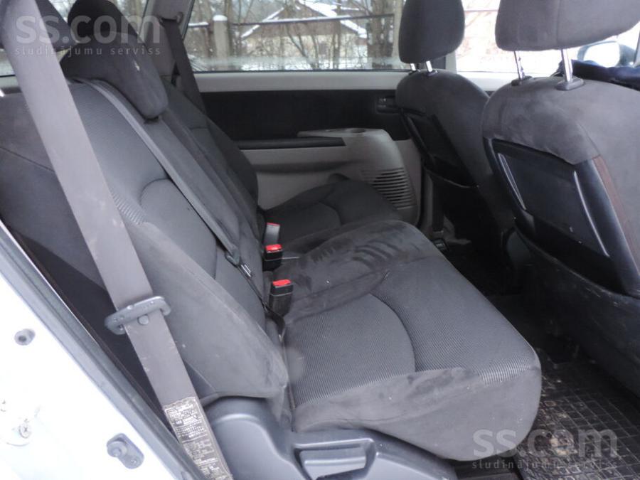 Mitsubishi Grandis 2006 Tukums, ar dzinēja tilpumu 2.00 L un nobraukumu 350 tūkst. km par 690 €, foto 9 vietnē AUTOMOTO.COM.LV
