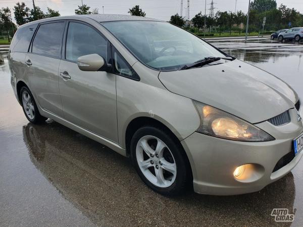 Mitsubishi Grandis 2006 Šauļi, ar dzinēja tilpumu 2.00 L un nobraukumu 302 tūkst. km par 2200 €, foto 6 vietnē AUTOMOTO.COM.LV