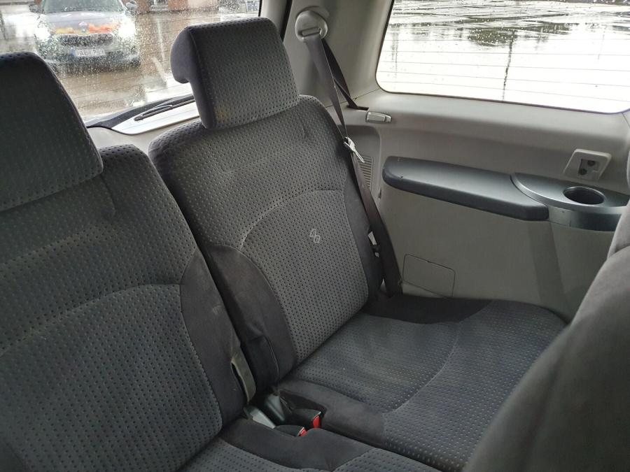 Mitsubishi Grandis 2006 Šauļi, ar dzinēja tilpumu 2.00 L un nobraukumu 302 tūkst. km par 2200 €, foto 14 vietnē AUTOMOTO.COM.LV