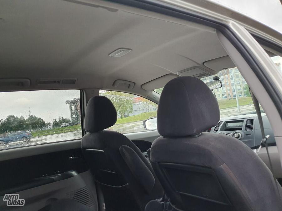 Mitsubishi Grandis 2006 Šauļi, ar dzinēja tilpumu 2.00 L un nobraukumu 302 tūkst. km par 2200 €, foto 15 vietnē AUTOMOTO.COM.LV