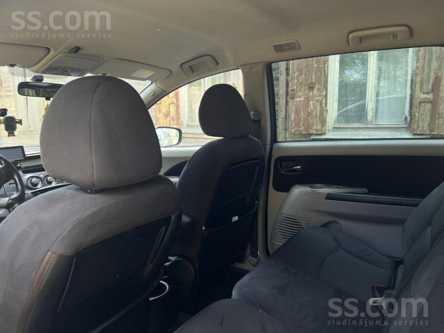Mitsubishi Grandis 2007 Rīga, ar dzinēja tilpumu 2.00 L un nobraukumu 309 tūkst. km par 1150 €, foto 8 vietnē AUTOMOTO.COM.LV